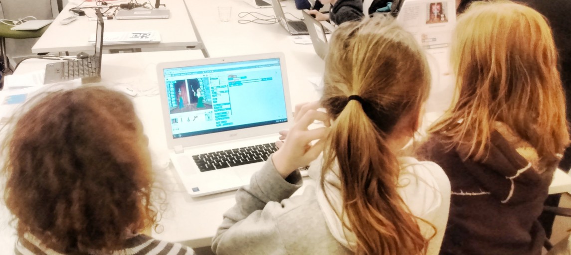 Des ateliers ludiques et créatifs pour voyager autour du code ...