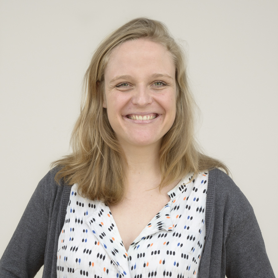 Emilie Deschamps - Bibliothèques Sans Frontières